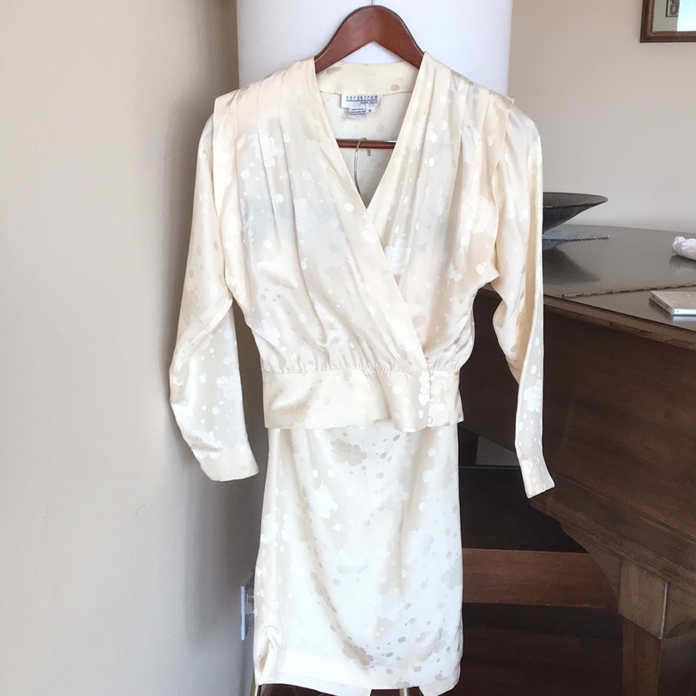 100%Silk Cream Color Top - Gem